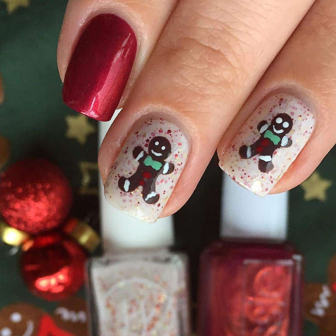 30 Playful Christmas Nail Styles to Inspire Your Festivities - HelpWithDIY