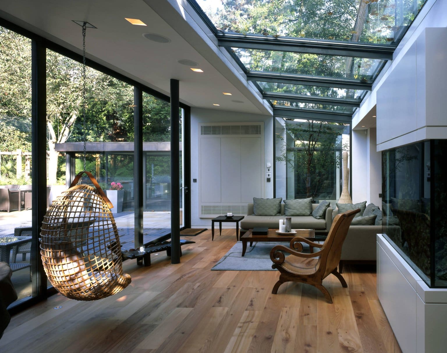 31 Unique Pop Design Ideas to Make Your Living Room Stand-Out - HelpWithDIY
