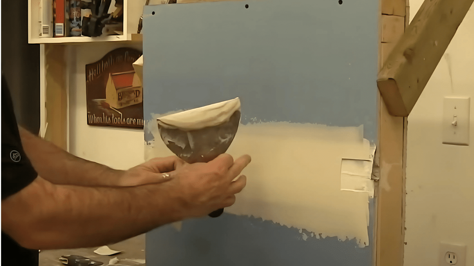 How to Fix and Prevent Drywall Tape Bubbles: A Complete Guide - HelpWithDIY