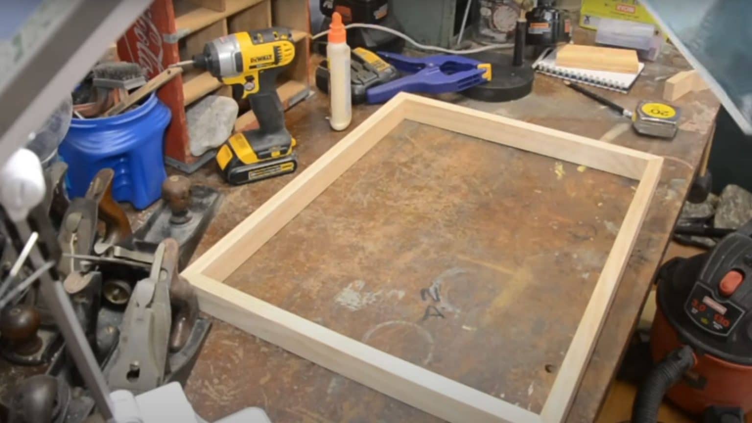 How to Frame a Canvas: Step-by-Step Guide - HelpWithDIY