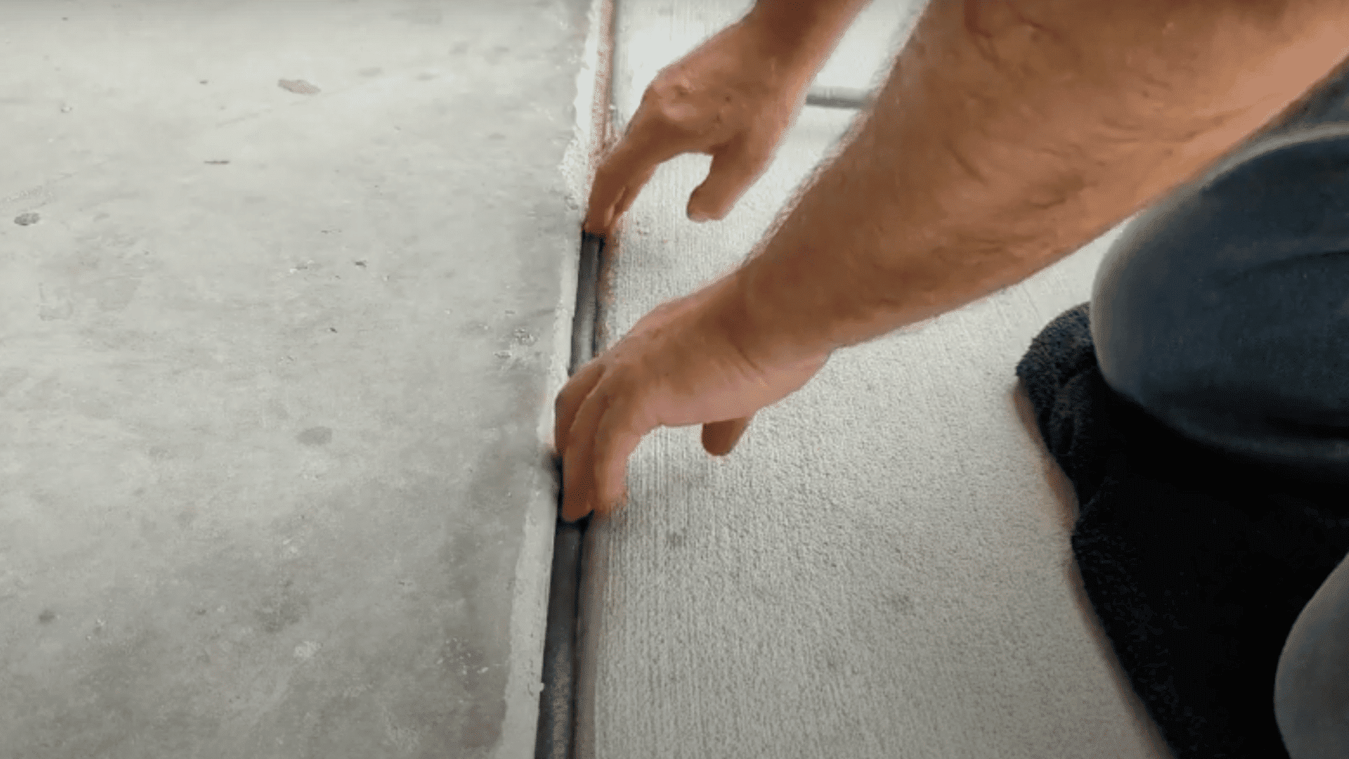 Seal the Gap Between House and Driveway: When and How - HelpWithDIY